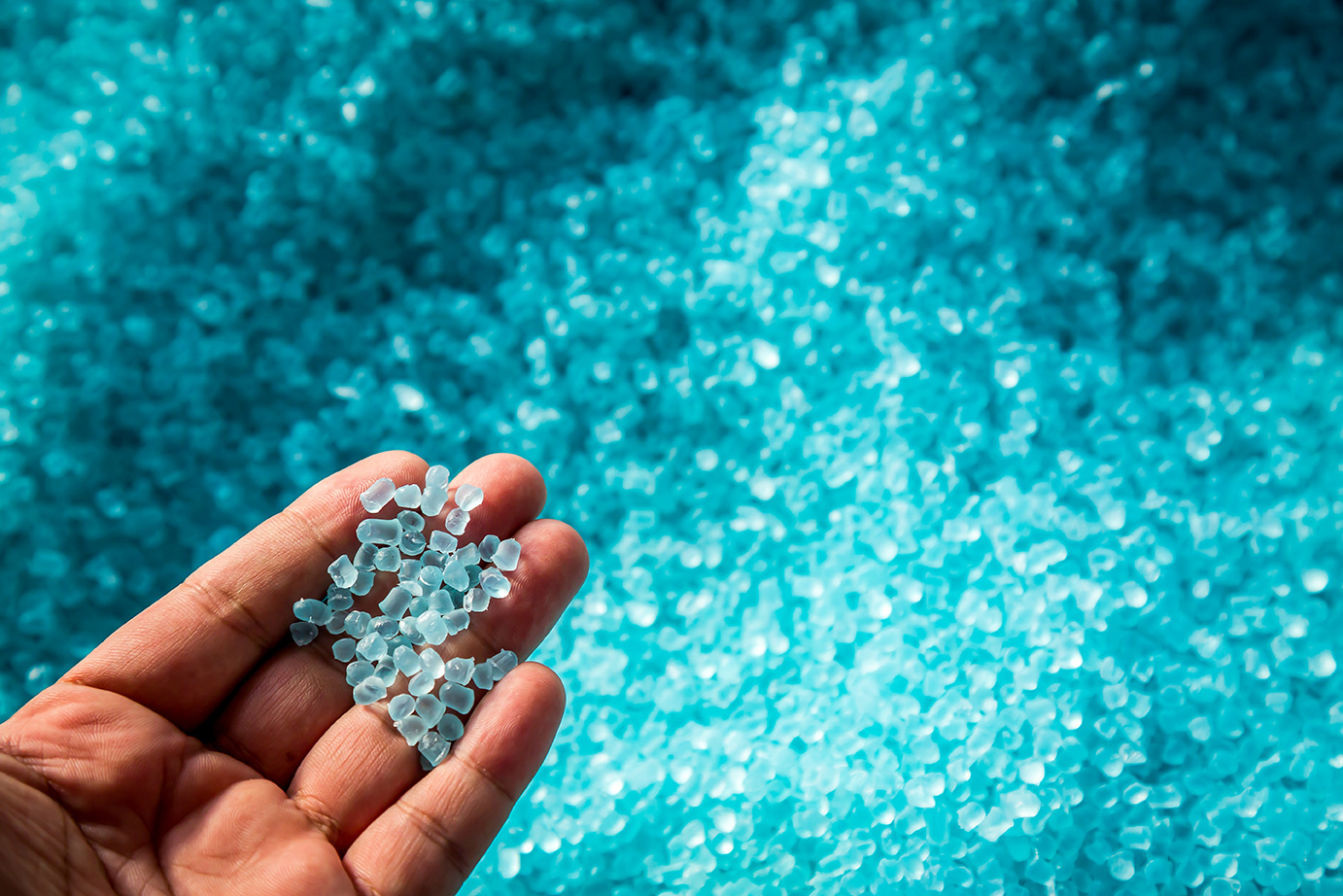 Nestlé and Unilever Sign European Plastics Pact - Ebi